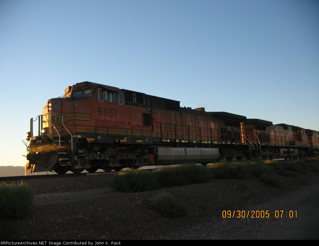 BNSF 5157